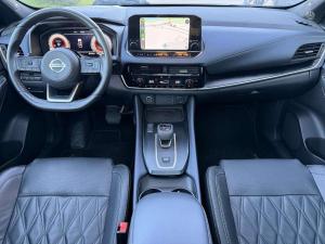 Grey Nissan Qashqai 2022 in Kaunas, with an engine capacity of 1.33 L and mileage of 192 thousand km for 18900 €, photo 3 on AUTOMOTO.COM.LV