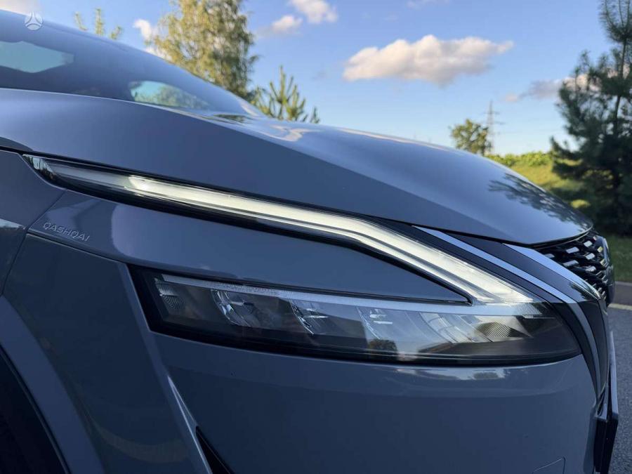 Grey Nissan Qashqai 2022 in Kaunas, with an engine capacity of 1.33 L and mileage of 192 thousand km for 18900 €, photo 14 on AUTOMOTO.COM.LV