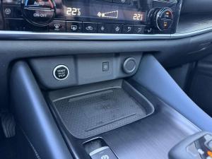 Grey Nissan Qashqai 2022 in Kaunas, with an engine capacity of 1.33 L and mileage of 192 thousand km for 18900 €, photo 47 on AUTOMOTO.COM.LV