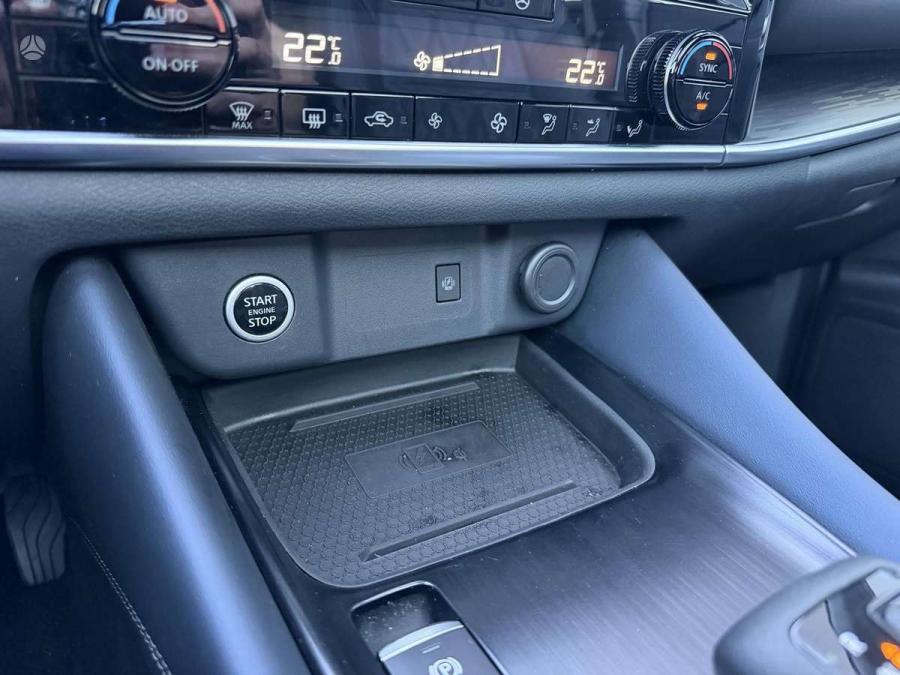 Grey Nissan Qashqai 2022 in Kaunas, with an engine capacity of 1.33 L and mileage of 192 thousand km for 18900 €, photo 47 on AUTOMOTO.COM.LV