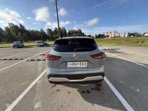 Pelēks Nissan Qashqai 2022 Šauļi, ar dzinēja tilpumu 1.33 L un nobraukumu 63 tūkst. km par 22100 €, foto 7 vietnē AUTOMOTO.COM.LV
