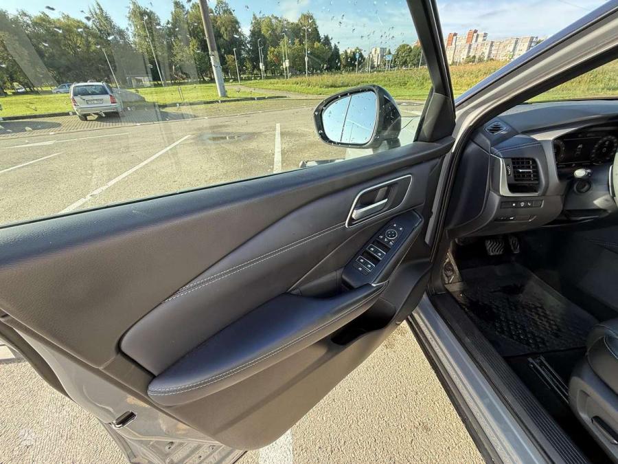 Pelēks Nissan Qashqai 2022 Šauļi, ar dzinēja tilpumu 1.33 L un nobraukumu 63 tūkst. km par 22100 €, foto 15 vietnē AUTOMOTO.COM.LV