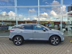 Grey Nissan Qashqai 2022 in Vilnius, with an engine capacity of 1.33 L and mileage of 65 thousand km for 21900 €, photo 6 on AUTOMOTO.COM.LV