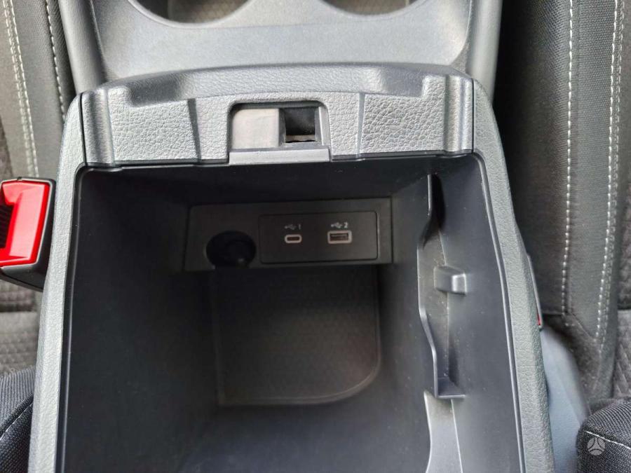 Grey Nissan Qashqai 2022 in Vilnius, with an engine capacity of 1.33 L and mileage of 65 thousand km for 21900 €, photo 25 on AUTOMOTO.COM.LV