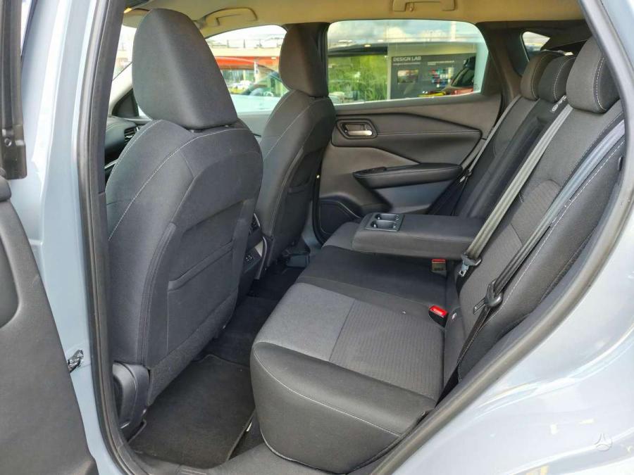 Grey Nissan Qashqai 2022 in Vilnius, with an engine capacity of 1.33 L and mileage of 65 thousand km for 21900 €, photo 26 on AUTOMOTO.COM.LV
