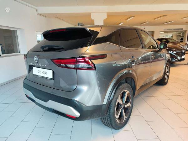 Grey Nissan Qashqai 2022 in Siauliai, with an engine capacity of 1.33 L and mileage of 96 thousand km for 20900 €, photo 3 on AUTOMOTO.COM.LV