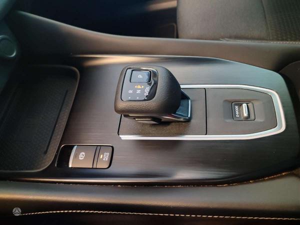 Grey Nissan Qashqai 2022 in Siauliai, with an engine capacity of 1.33 L and mileage of 96 thousand km for 20900 €, photo 11 on AUTOMOTO.COM.LV