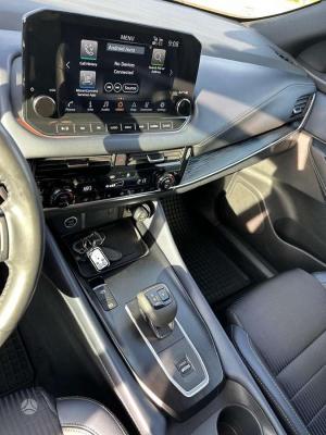 Grey Nissan Qashqai 2022 in Vilnius, with an engine capacity of 1.33 L and mileage of 87 thousand km for 21000 €, photo 16 on AUTOMOTO.COM.LV