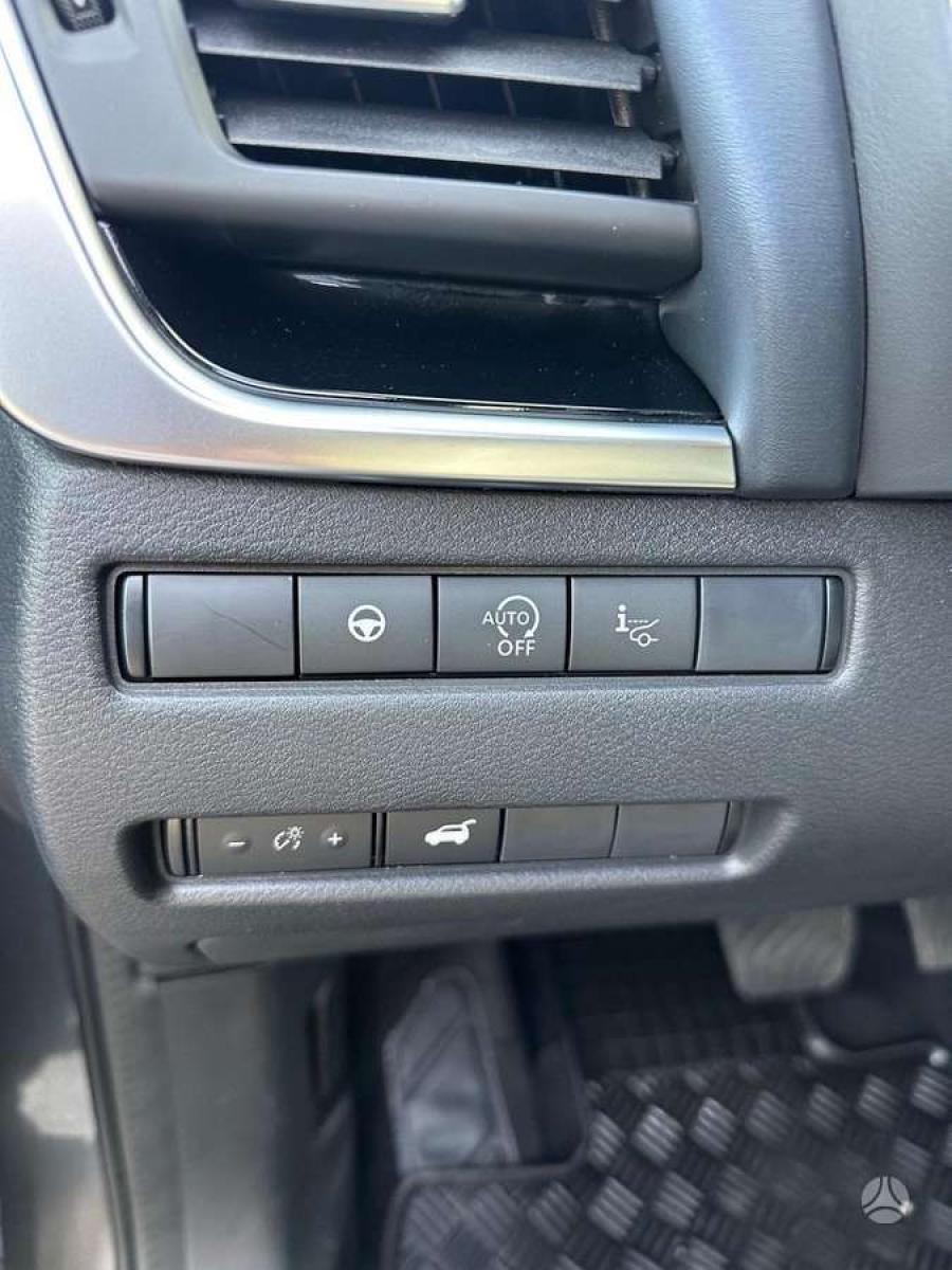 Grey Nissan Qashqai 2022 in Vilnius, with an engine capacity of 1.33 L and mileage of 87 thousand km for 21000 €, photo 23 on AUTOMOTO.COM.LV