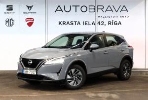 Nissan Qashqai 2022 in Riga on AUTOMOTO.COM.LV Grey Nissan Qashqai 2022 in Riga, with an engine capacity of 1.30 L and mileage of 60 thousand km for 19990 €, photo 1 on AUTOMOTO.COM.LV