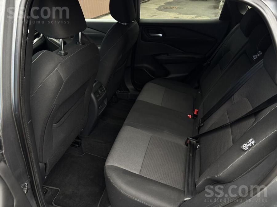 Pelēks Nissan Qashqai 2022 Rīga, ar dzinēja tilpumu 1.30 L un nobraukumu 51 tūkst. km par 19950 €, foto 10 vietnē AUTOMOTO.COM.LV