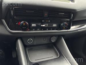 Pelēks Nissan Qashqai 2022 Rīga, ar dzinēja tilpumu 1.30 L un nobraukumu 51 tūkst. km par 19950 €, foto 17 vietnē AUTOMOTO.COM.LV