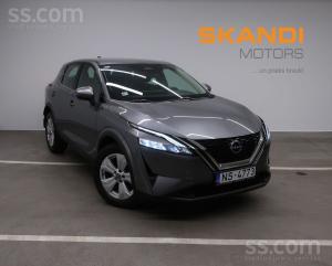 Grey Nissan Qashqai 2023 in Riga, with an engine capacity of 1.30 L and mileage of 15 thousand km for 25490 €, photo 3 on AUTOMOTO.COM.LV