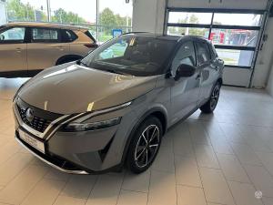 Pelēks Nissan Qashqai 2023 Šauļi, ar dzinēja tilpumu 1.50 L un nobraukumu 18 tūkst. km par 26300 €, foto 2 vietnē AUTOMOTO.COM.LV