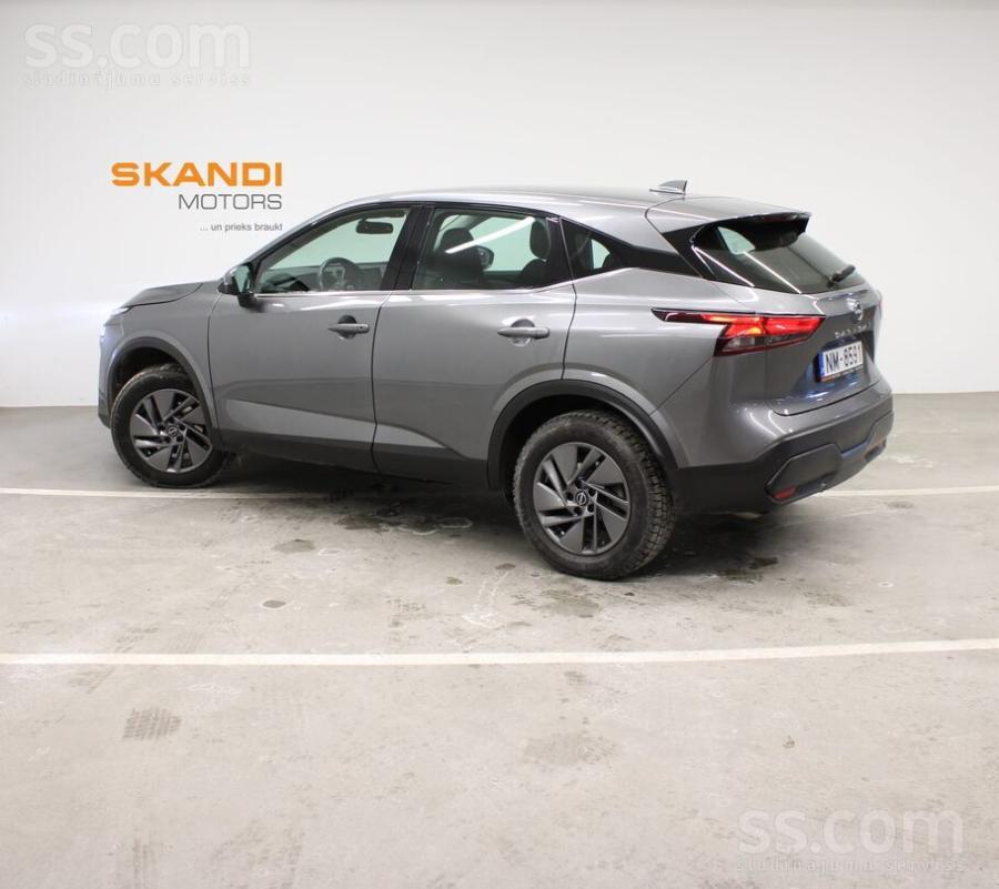 Grey Nissan Qashqai 2023 in Riga, with an engine capacity of 1.30 L and mileage of 74 thousand km for 20990 €, photo 6 on AUTOMOTO.COM.LV