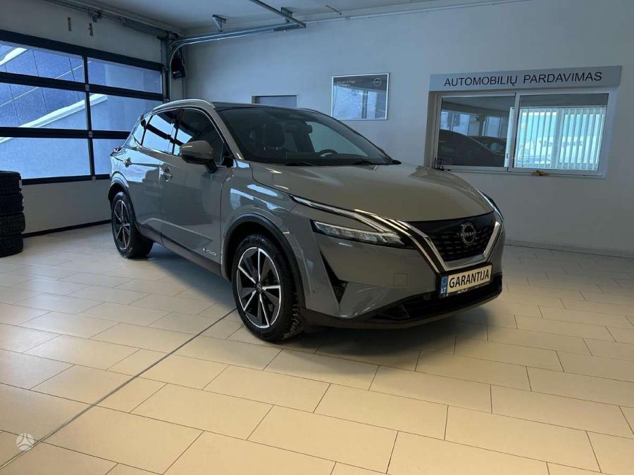 Pelēks Nissan Qashqai 2023 Šauļi, ar dzinēja tilpumu 1.50 L un nobraukumu 78 tūkst. km par 26700 €, foto 2 vietnē AUTOMOTO.COM.LV