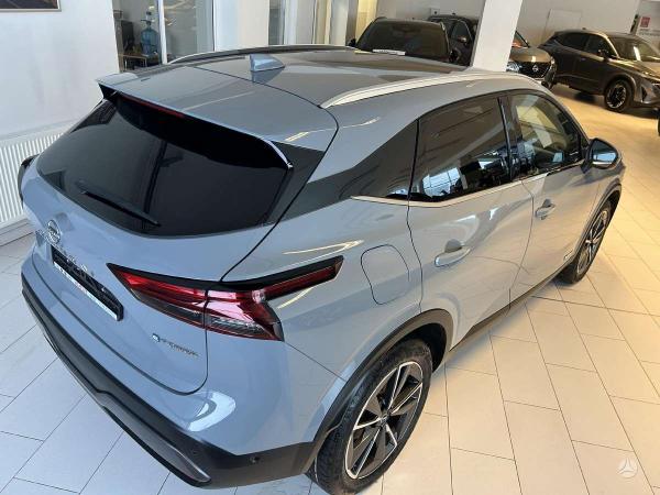 Pelēks Nissan Qashqai 2023 Šauļi, ar dzinēja tilpumu 1.50 L un nobraukumu 78 tūkst. km par 26700 €, foto 4 vietnē AUTOMOTO.COM.LV