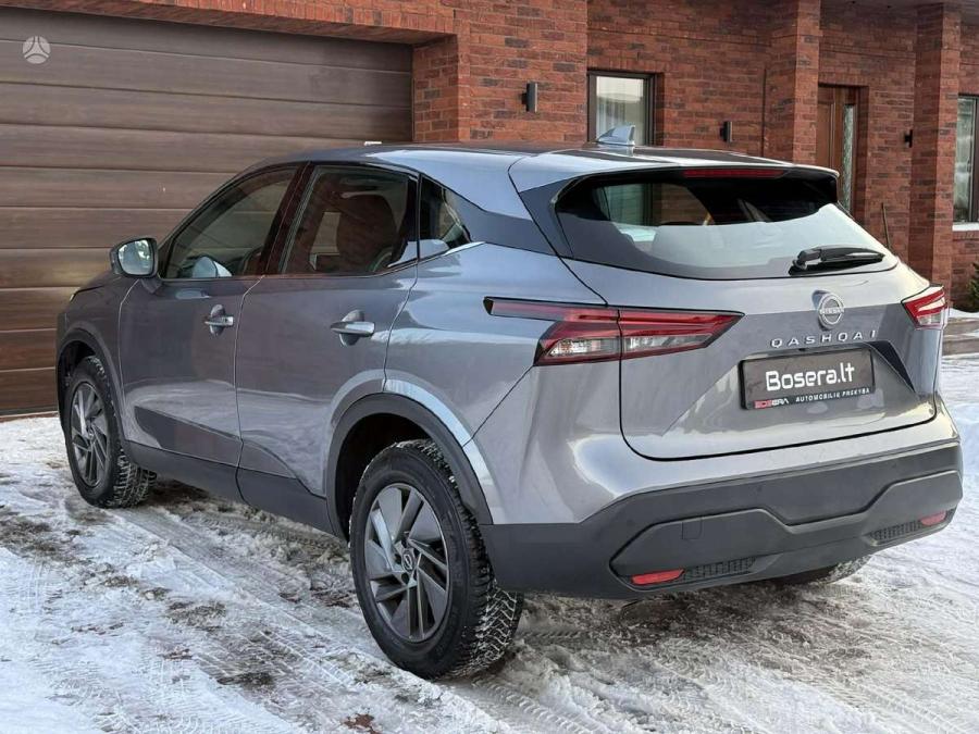 Grey Nissan Qashqai 2023 in Siauliai, with an engine capacity of 1.33 L and mileage of 188 thousand km for 15990 €, photo 7 on AUTOMOTO.COM.LV