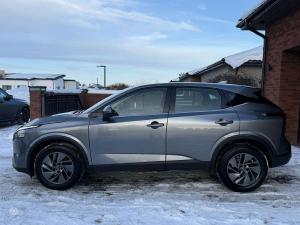 Grey Nissan Qashqai 2023 in Siauliai, with an engine capacity of 1.33 L and mileage of 188 thousand km for 15990 €, photo 8 on AUTOMOTO.COM.LV