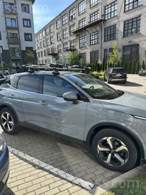 Pelēks Nissan Qashqai 2023 Rīga, ar dzinēja tilpumu 1.30 L un nobraukumu 63 tūkst. km par 21990 €, foto 3 vietnē AUTOMOTO.COM.LV
