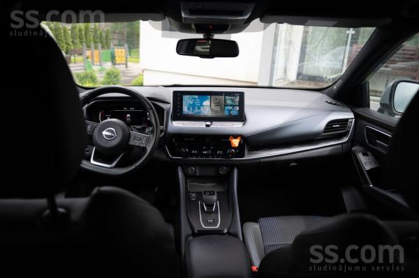 Pelēks Nissan Qashqai 2023 Rīga, ar dzinēja tilpumu 1.30 L un nobraukumu 63 tūkst. km par 21990 €, foto 3 vietnē AUTOMOTO.COM.LV
