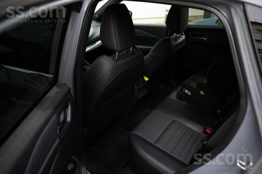 Pelēks Nissan Qashqai 2023 Rīga, ar dzinēja tilpumu 1.30 L un nobraukumu 63 tūkst. km par 21990 €, foto 5 vietnē AUTOMOTO.COM.LV