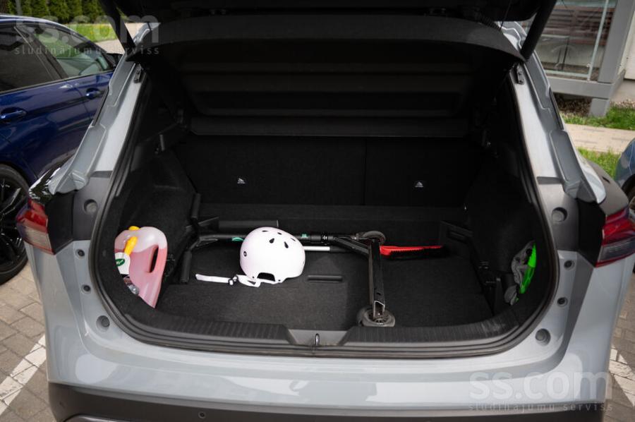 Pelēks Nissan Qashqai 2023 Rīga, ar dzinēja tilpumu 1.30 L un nobraukumu 63 tūkst. km par 21990 €, foto 6 vietnē AUTOMOTO.COM.LV