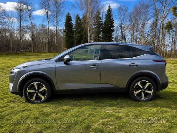 Grey Nissan Qashqai 2023 in Tallinn, with an engine capacity of 1.30 L and mileage of 61 thousand km for 28500 €, photo 6 on AUTOMOTO.COM.LV
