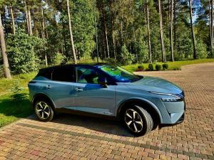 Grey Nissan Qashqai 2023 in Riga, with an engine capacity of 1.50 L and mileage of 36 thousand km for 28000 €, photo  on AUTOMOTO.COM.LV