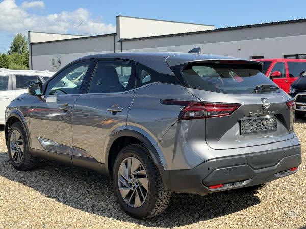 Grey Nissan Qashqai 2023 in Siauliai, with an engine capacity of 1.33 L and mileage of 106 thousand km for 20300 €, photo 8 on AUTOMOTO.COM.LV