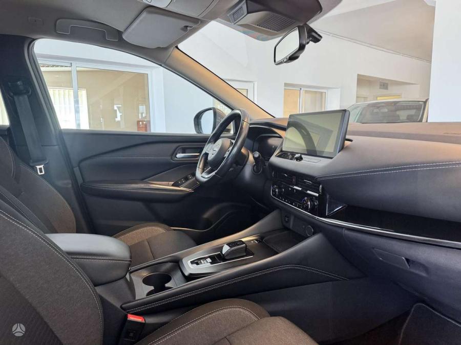 Pelēks Nissan Qashqai 2023 Šauļi, ar dzinēja tilpumu 1.48 L un nobraukumu 86 tūkst. km par 25200 €, foto 16 vietnē AUTOMOTO.COM.LV