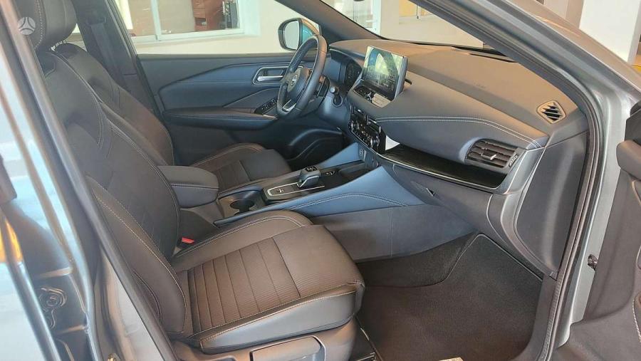 Grey Nissan Qashqai 2023 in Siauliai, with an engine capacity of 1.33 L and mileage of 58 thousand km for 24500 €, photo 10 on AUTOMOTO.COM.LV