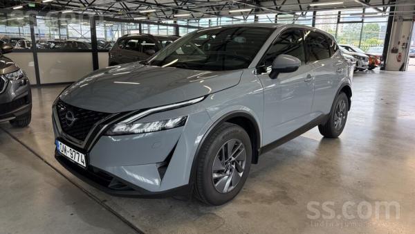 Pelēks Nissan Qashqai 2023 Rīga, ar dzinēja tilpumu 1.30 L un nobraukumu 134 tūkst. km par 16900 €, foto  vietnē AUTOMOTO.COM.LV