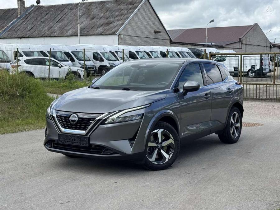 Pelēks Nissan Qashqai 2023 Tauragė, ar dzinēja tilpumu 1.50 L un nobraukumu 159 tūkst. km par 17500 €, foto 1 vietnē AUTOMOTO.COM.LV