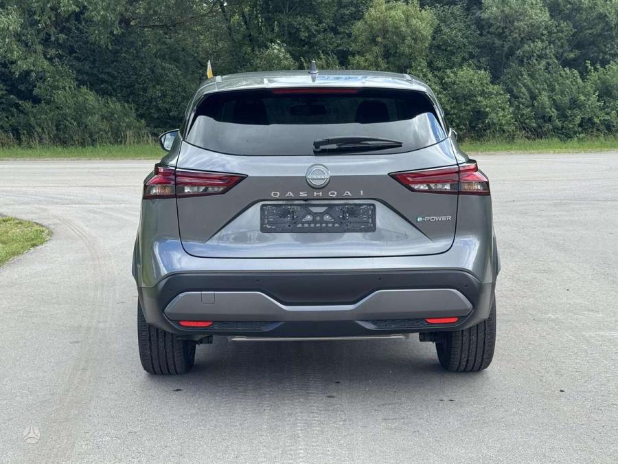 Pelēks Nissan Qashqai 2023 Tauragė, ar dzinēja tilpumu 1.50 L un nobraukumu 159 tūkst. km par 17500 €, foto 5 vietnē AUTOMOTO.COM.LV