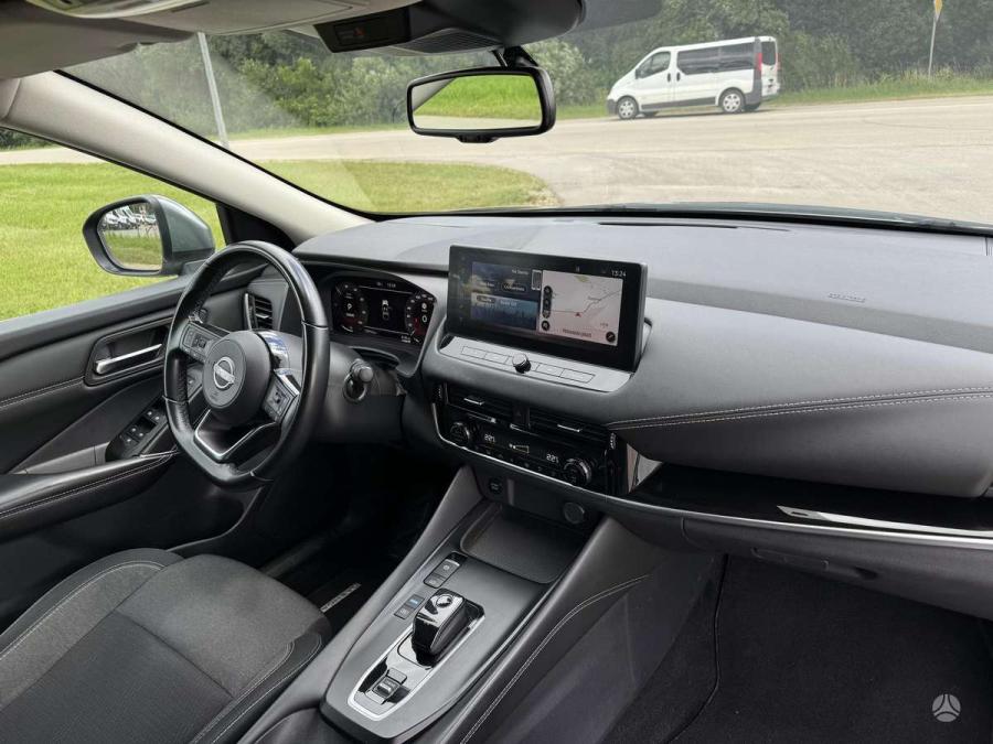Pelēks Nissan Qashqai 2023 Tauragė, ar dzinēja tilpumu 1.50 L un nobraukumu 159 tūkst. km par 17500 €, foto 17 vietnē AUTOMOTO.COM.LV