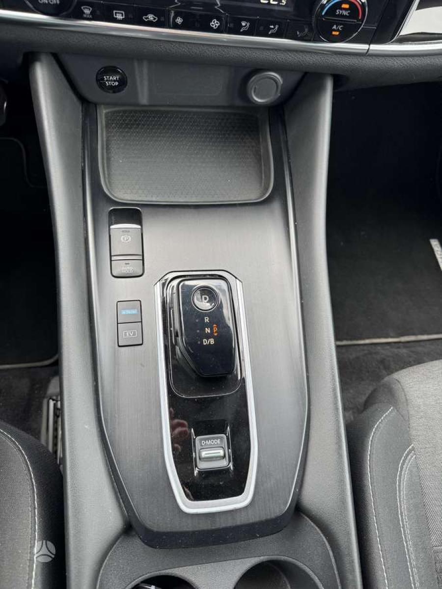 Pelēks Nissan Qashqai 2023 Tauragė, ar dzinēja tilpumu 1.50 L un nobraukumu 159 tūkst. km par 17500 €, foto 32 vietnē AUTOMOTO.COM.LV