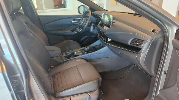 Grey Nissan Qashqai 2023 in Siauliai, with an engine capacity of 1.33 L and mileage of 58 thousand km for 24500 €, photo 9 on AUTOMOTO.COM.LV