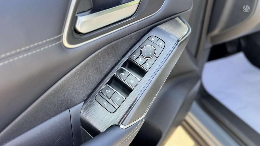 Grey Nissan Qashqai 2023 in Telschi, with an engine capacity of 1.33 L and mileage of 112 thousand km for 22300 €, photo 39 on AUTOMOTO.COM.LV