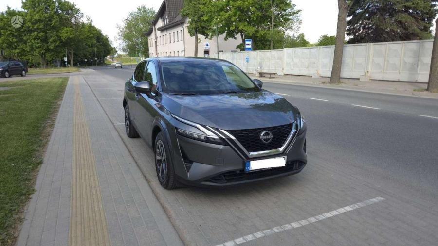 Grey Nissan Qashqai 2023 in Klaipeda, with an engine capacity of 1.33 L and mileage of 88 thousand km for 21700 €, photo 6 on AUTOMOTO.COM.LV