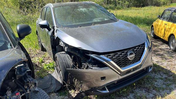 Nissan Qashqai 2023 Kauņa vietnē Pelēks Nissan Qashqai 2023 Kauņa, ar dzinēja tilpumu 1.30 L un nobraukumu 13 tūkst. km par 10700 €, foto 3 vietnē AUTOMOTO.COM.LV
