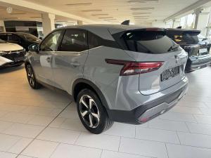 Grey Nissan Qashqai 2023 in Siauliai, with an engine capacity of 1.33 L and mileage of 92 thousand km for 22400 €, photo 4 on AUTOMOTO.COM.LV
