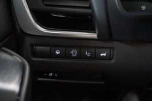 Pelēks Nissan Qashqai 2023 Viļņa, ar dzinēja tilpumu 1.30 L un nobraukumu 67 tūkst. km par 23900 €, foto 18 vietnē AUTOMOTO.COM.LV