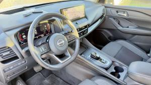 Pelēks Nissan Qashqai 2023 Šauļi, ar dzinēja tilpumu 1.48 L un nobraukumu 42 tūkst. km par 18750 €, foto 10 vietnē AUTOMOTO.COM.LV