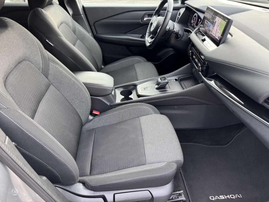 Pelēks Nissan Qashqai 2023 Viļņa, ar dzinēja tilpumu 1.30 L un nobraukumu 60 tūkst. km par 21500 €, foto 13 vietnē AUTOMOTO.COM.LV