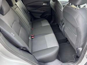 Pelēks Nissan Qashqai 2023 Viļņa, ar dzinēja tilpumu 1.30 L un nobraukumu 60 tūkst. km par 21500 €, foto 15 vietnē AUTOMOTO.COM.LV
