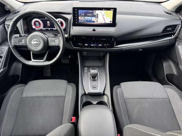 Grey Nissan Qashqai 2023 in Vilnius, with an engine capacity of 1.30 L and mileage of 60 thousand km for 21500 €, photo 11 on AUTOMOTO.COM.LV