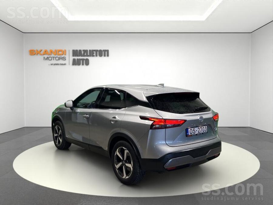 Grey Nissan Qashqai 2023 in Riga, with an engine capacity of 1.50 L and mileage of 39 thousand km for 25990 €, photo 5 on AUTOMOTO.COM.LV