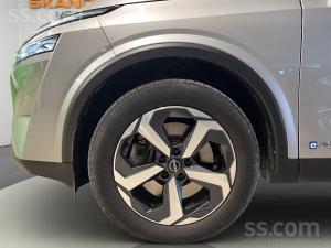 Grey Nissan Qashqai 2023 in Riga, with an engine capacity of 1.50 L and mileage of 39 thousand km for 25990 €, photo 10 on AUTOMOTO.COM.LV
