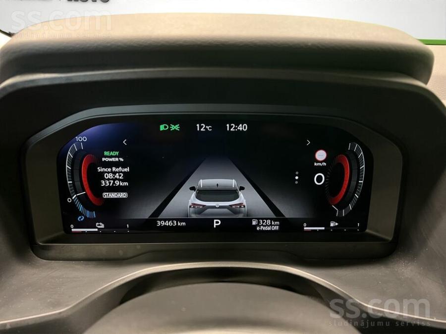 Grey Nissan Qashqai 2023 in Riga, with an engine capacity of 1.50 L and mileage of 39 thousand km for 25990 €, photo 13 on AUTOMOTO.COM.LV